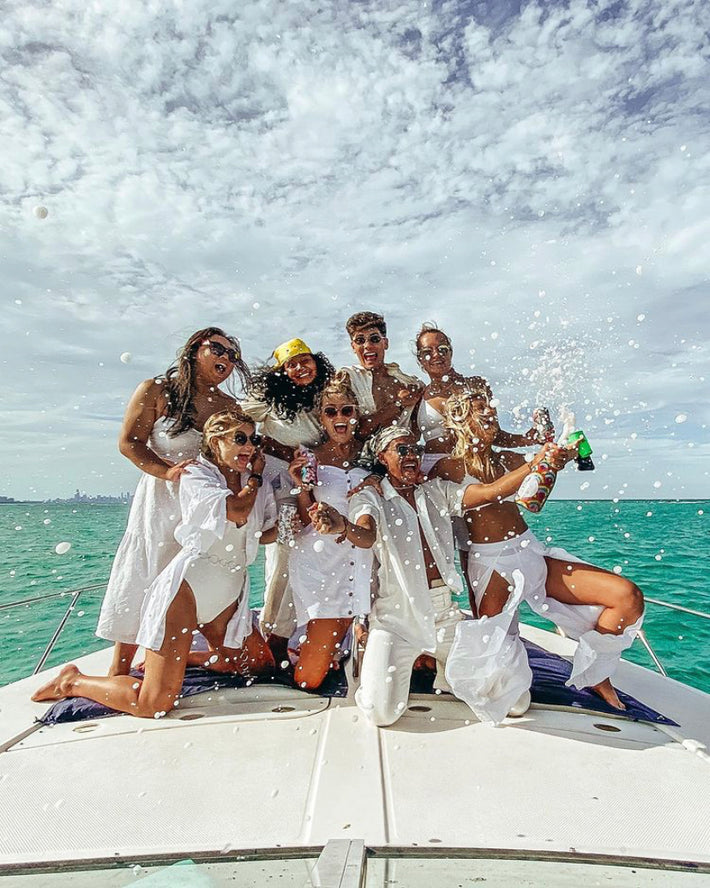 Chicago Boating Hub | Boat Rentals & Charters in the Playpen